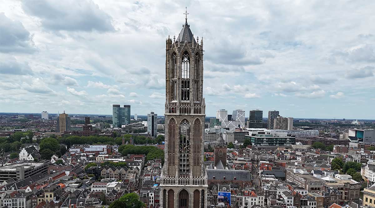 Utrechtse Domtoren na 5 jaar weer in volle glorie te bewonderen - MAX ...