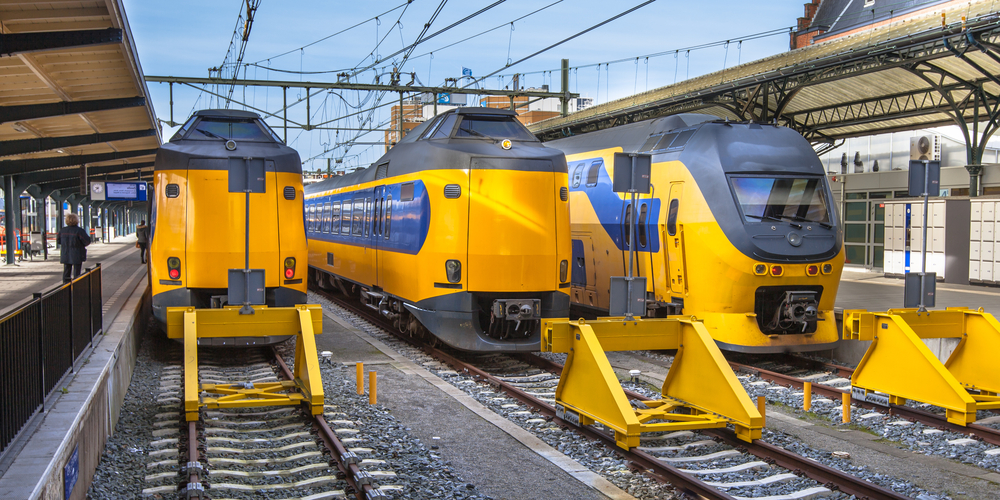 Komende weken stakingen bij ProRail: dit kun je als treinreiziger ...